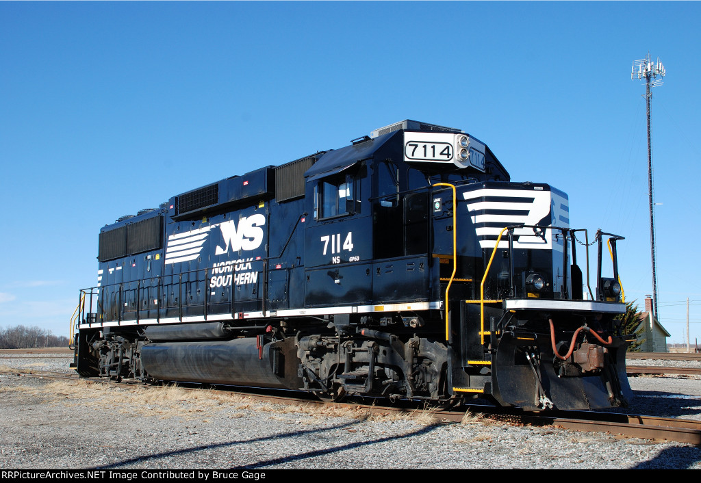 NS 7115